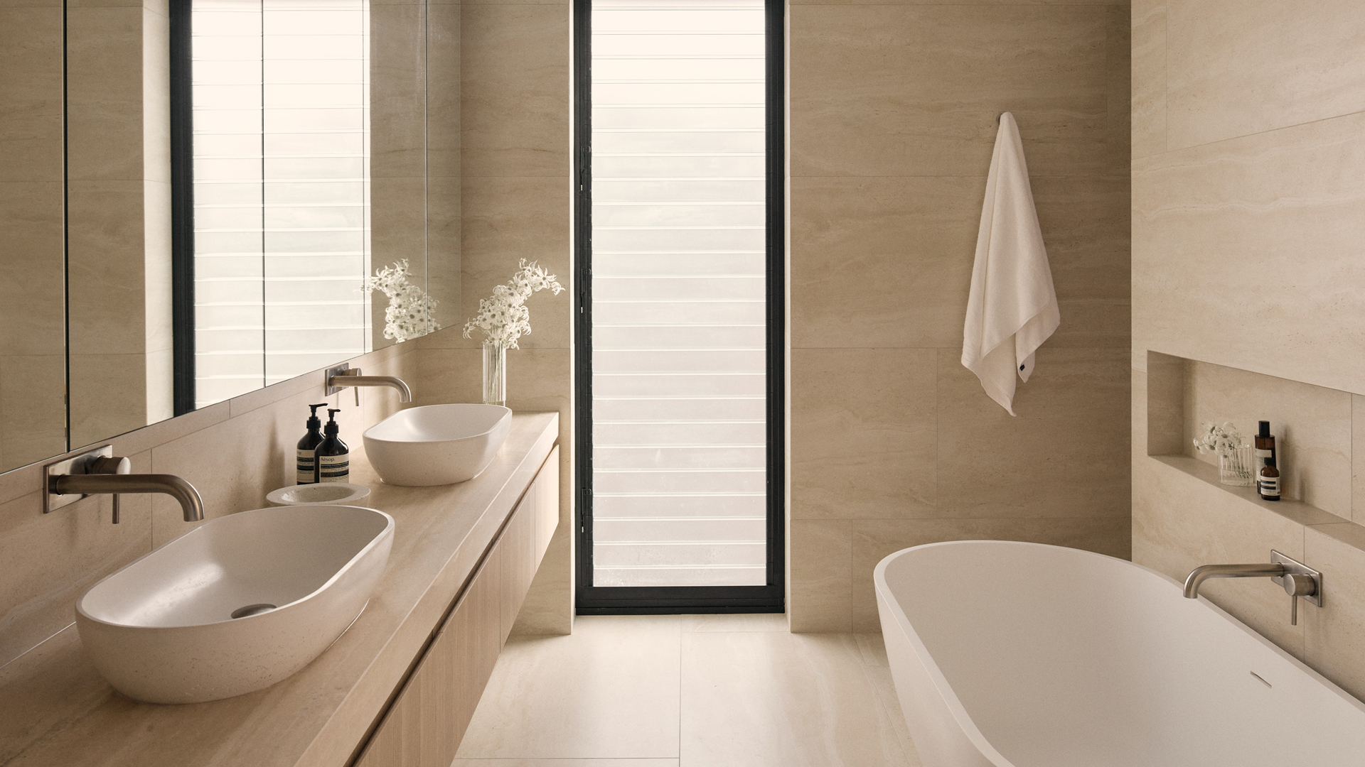 GRAYA™ Design + Construct