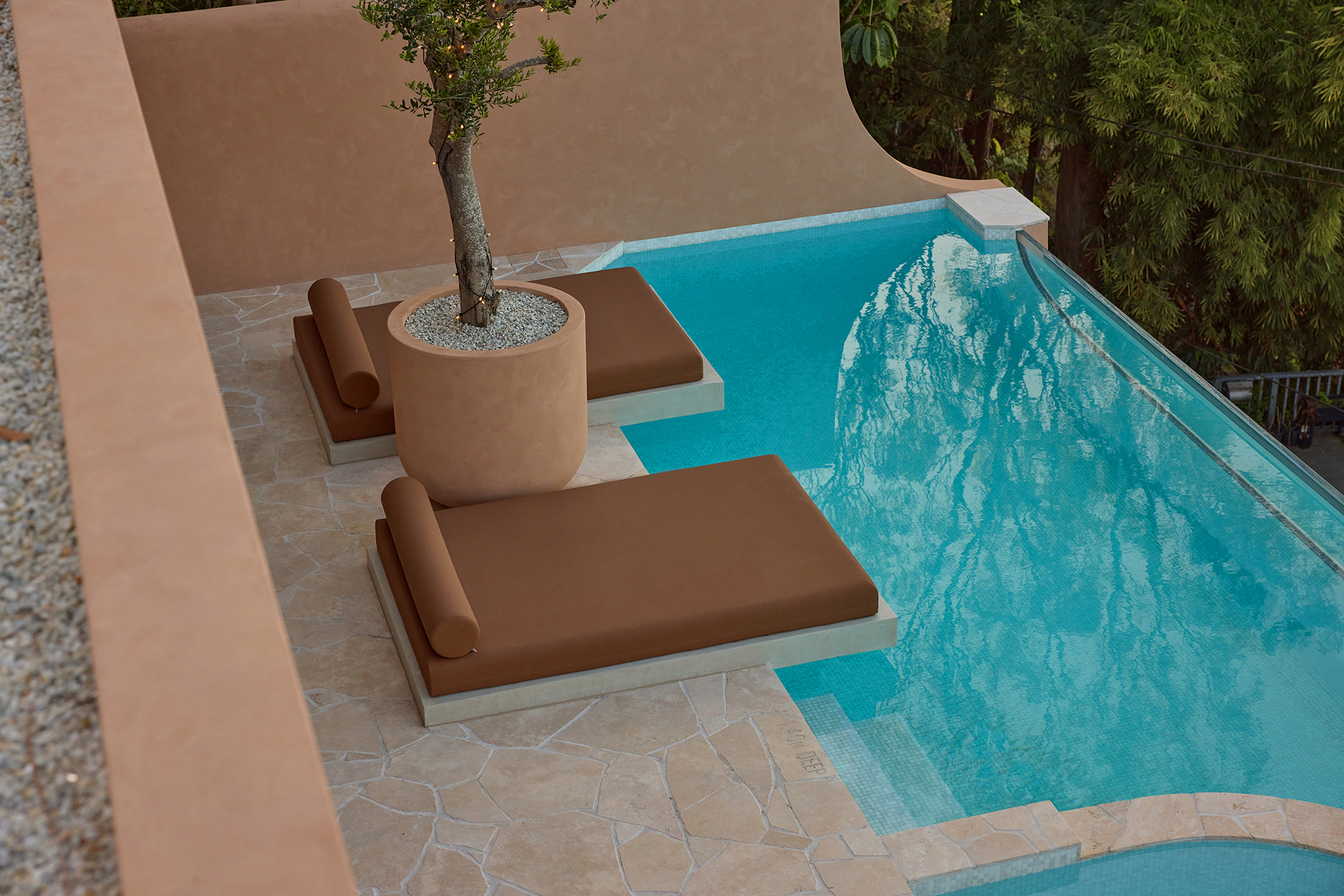 GRAYA™ Design + Construct