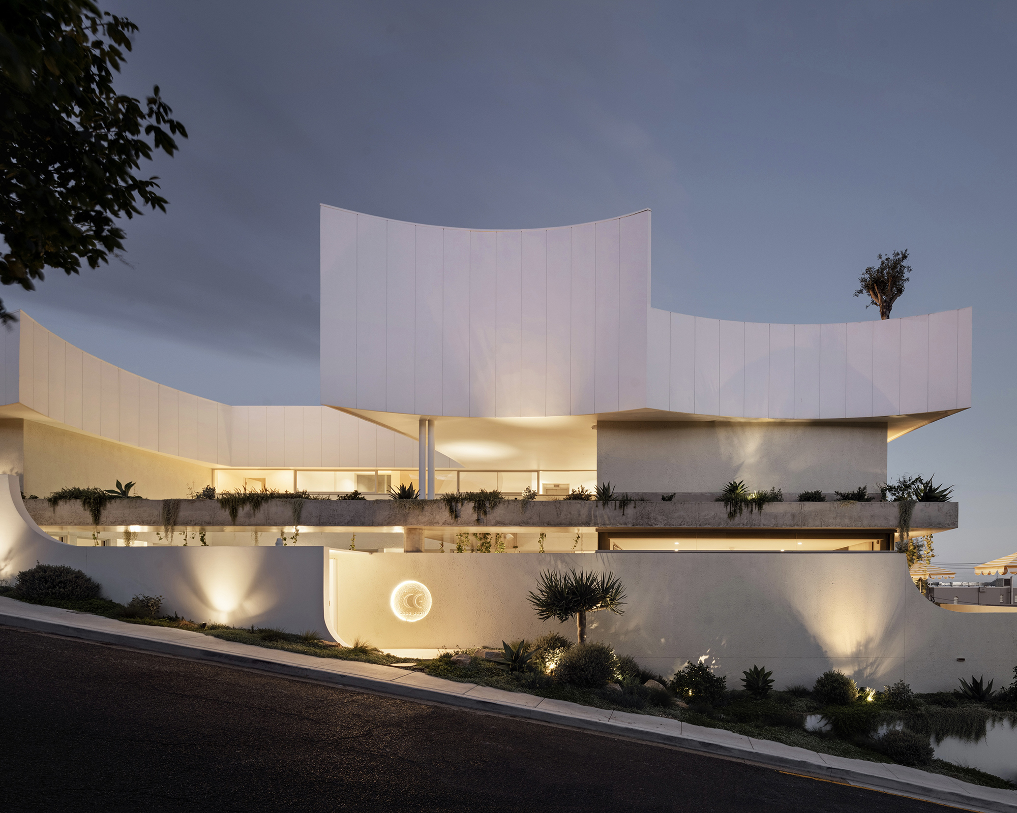 GRAYA™ Design + Construct