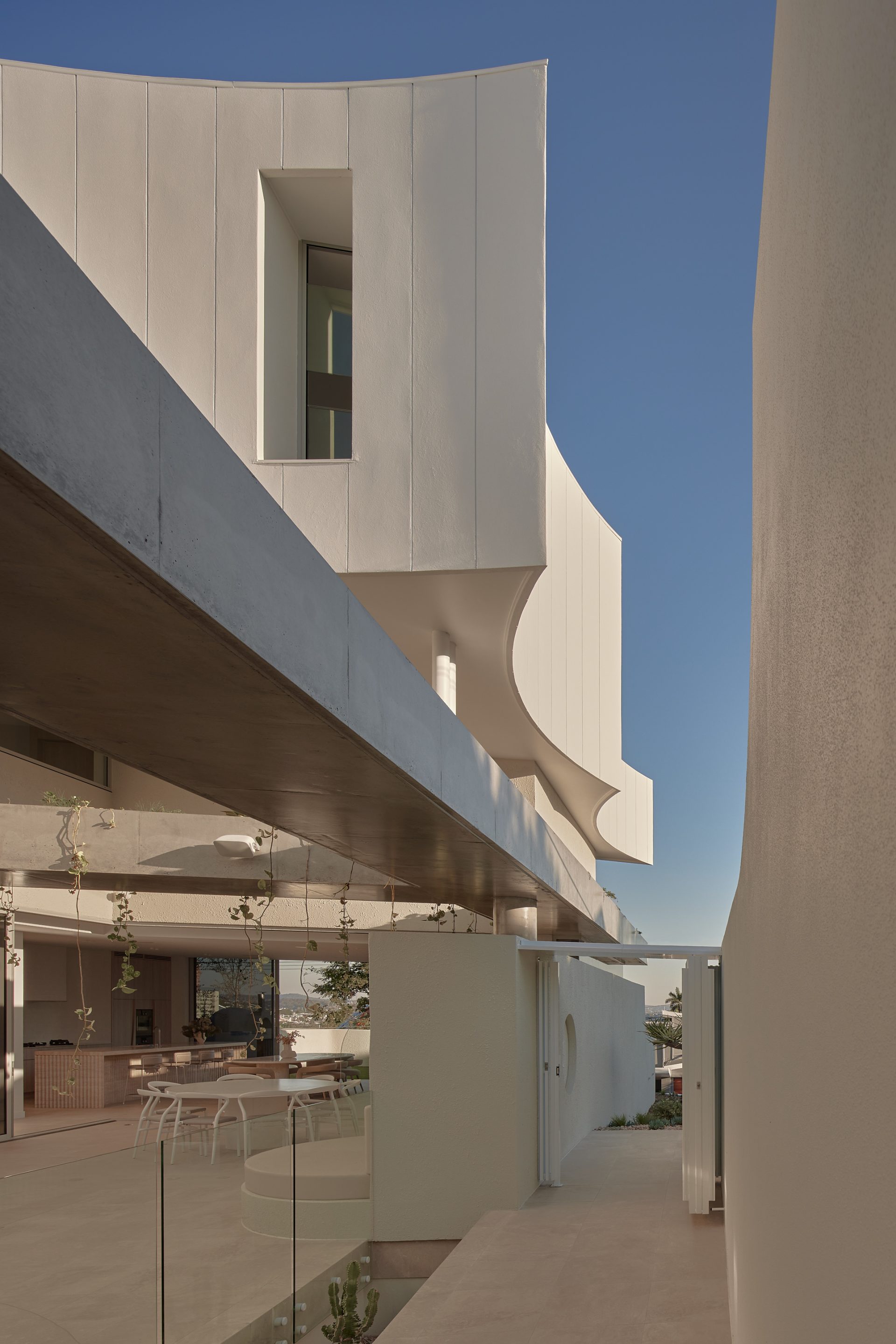 GRAYA™ Design + Construct